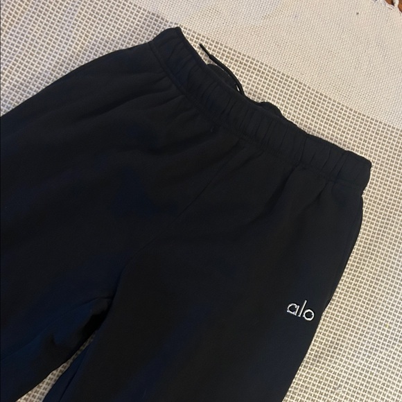 ALO Yoga | Pants | Alo Yoga | Poshmark